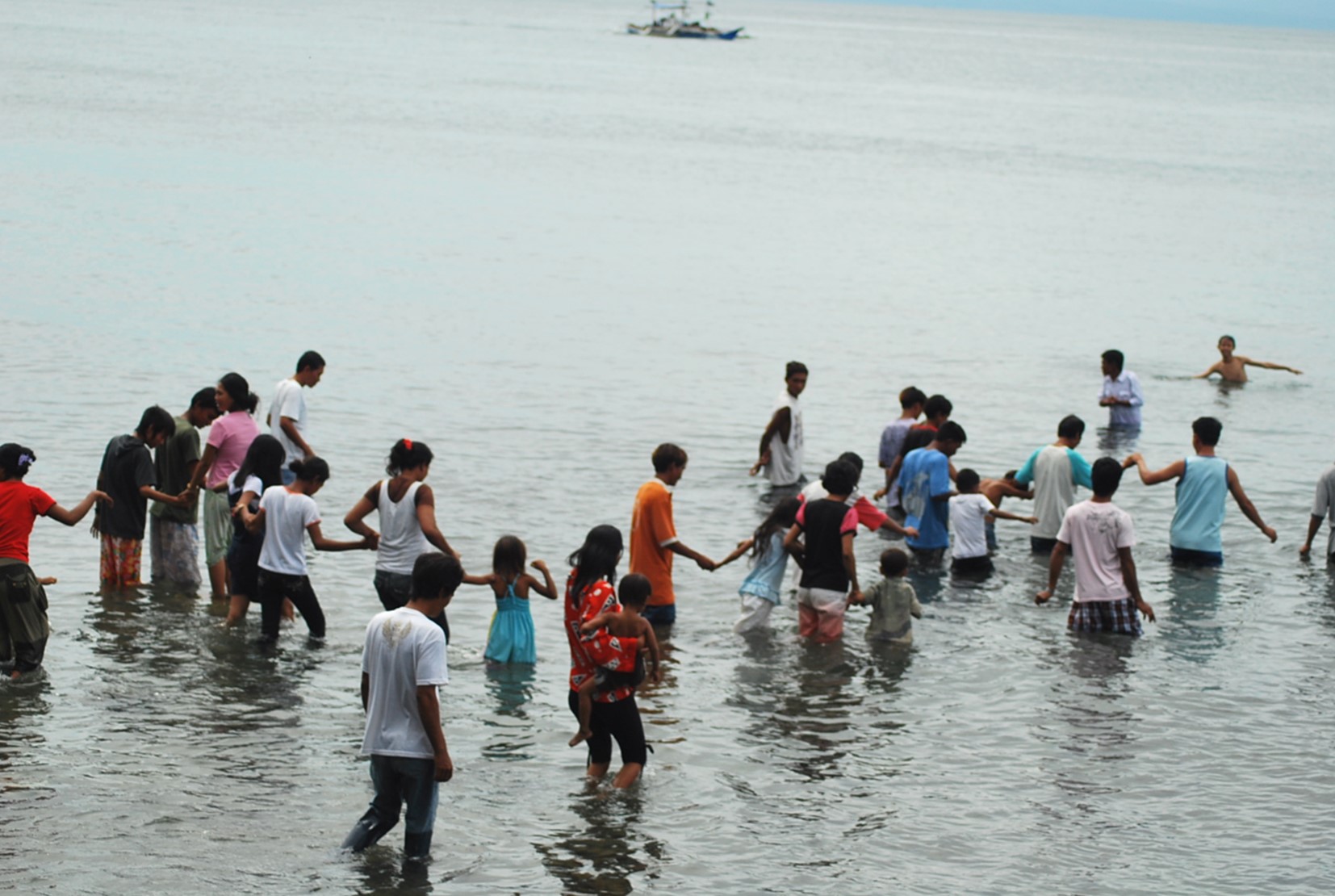 9 secret baptisms full of risk—and great joy! · Serving Persecuted ...